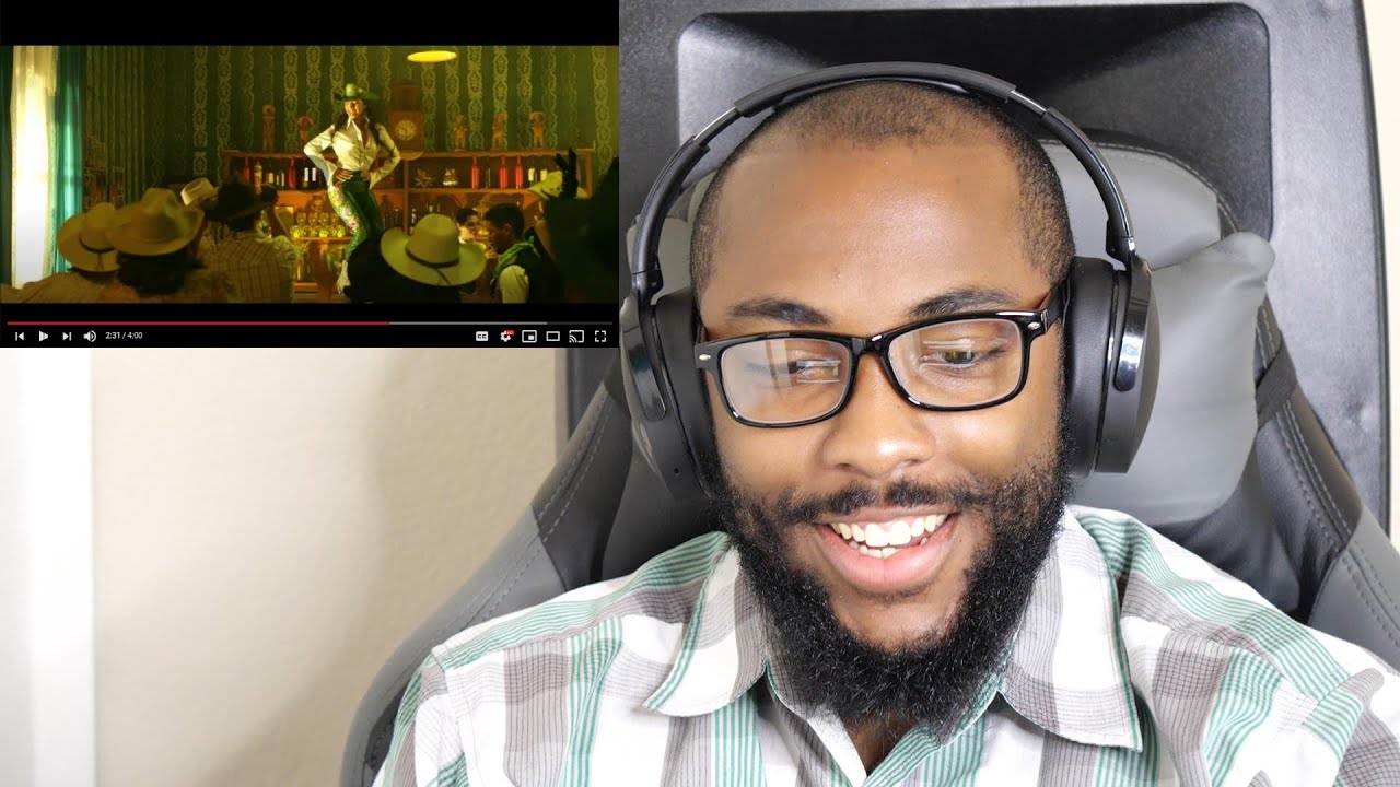 Angela Aguilar - En Realidad (Official Reaction) - YouTube