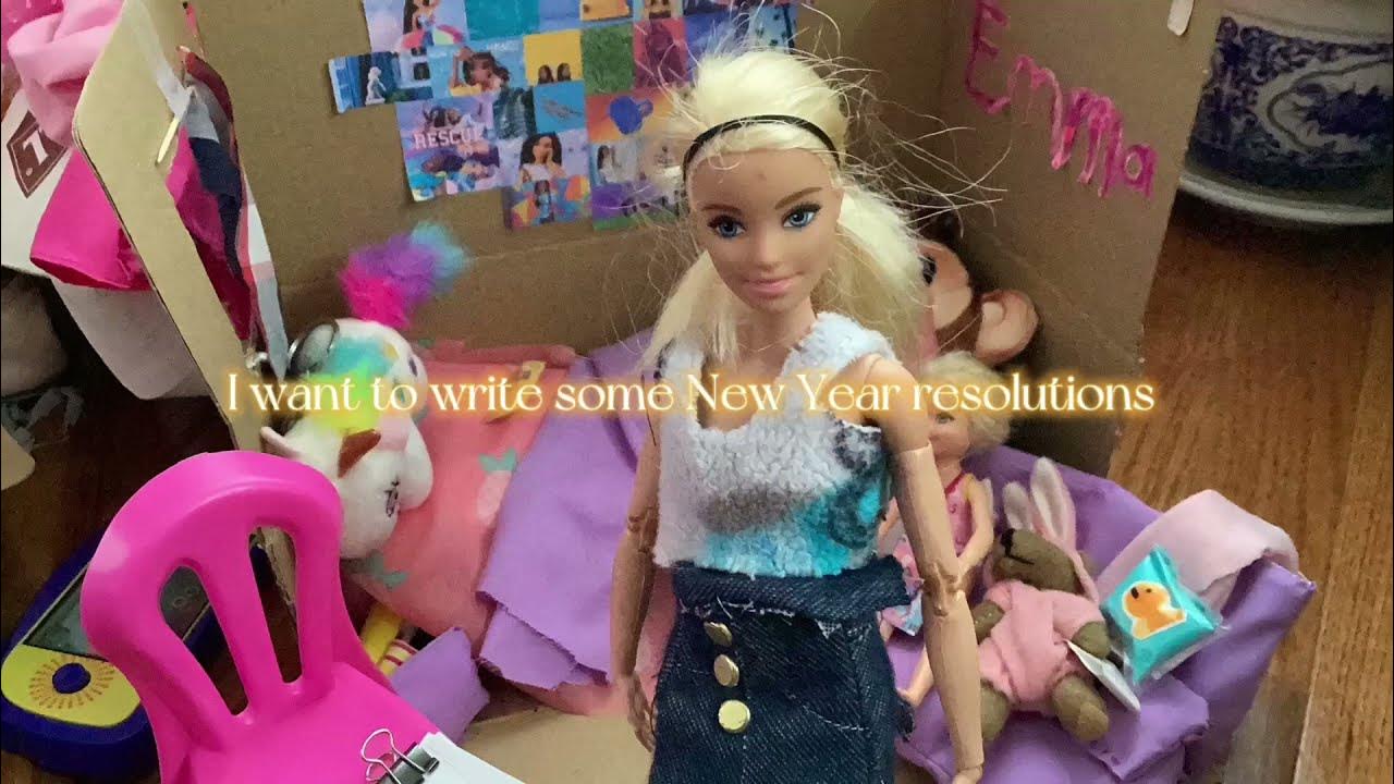 Barbie writes New Year resolutions doll stop motion - YouTube