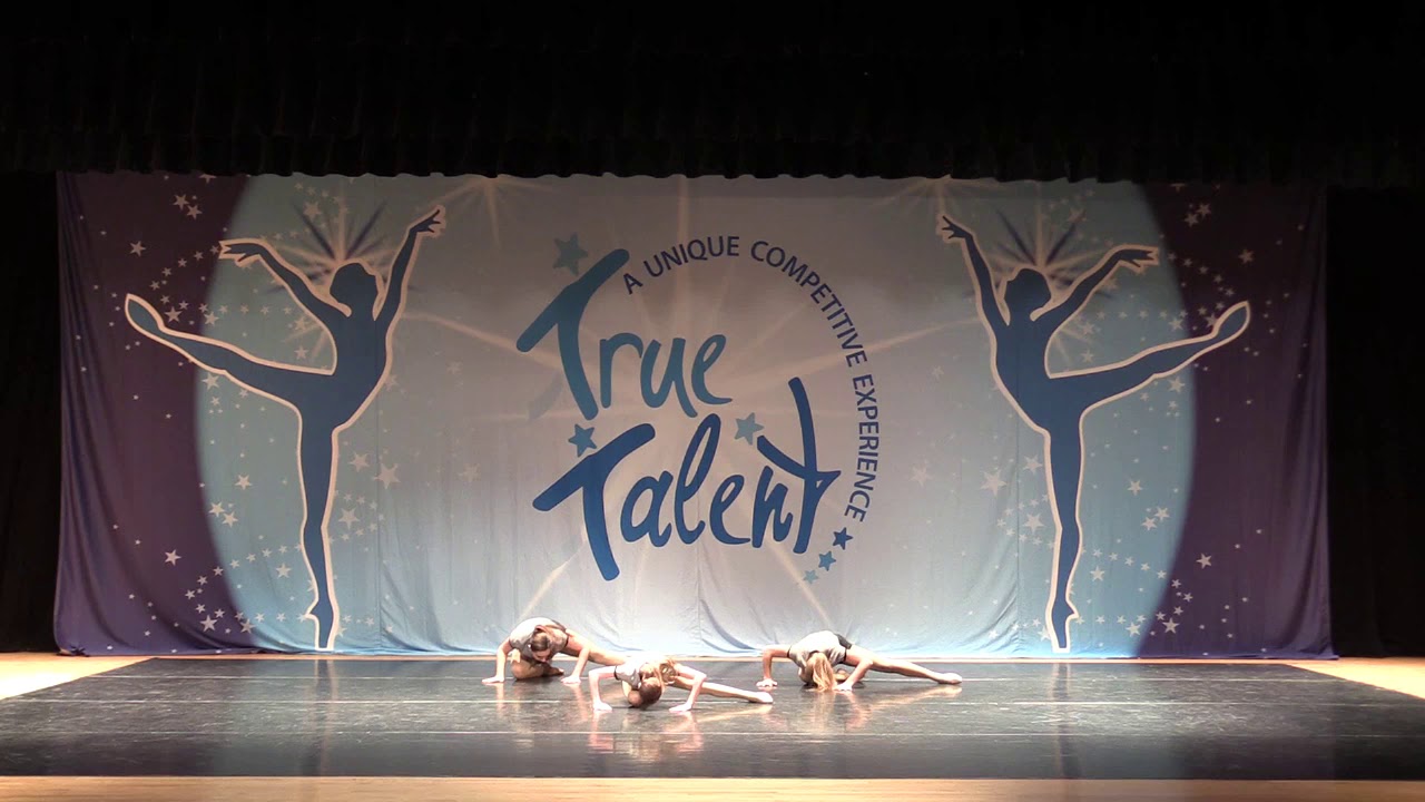 Chloe Lu McCarty - Trio - Contemporary Dance - YouTube