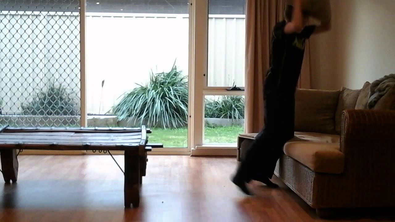 Teleportation man - YouTube