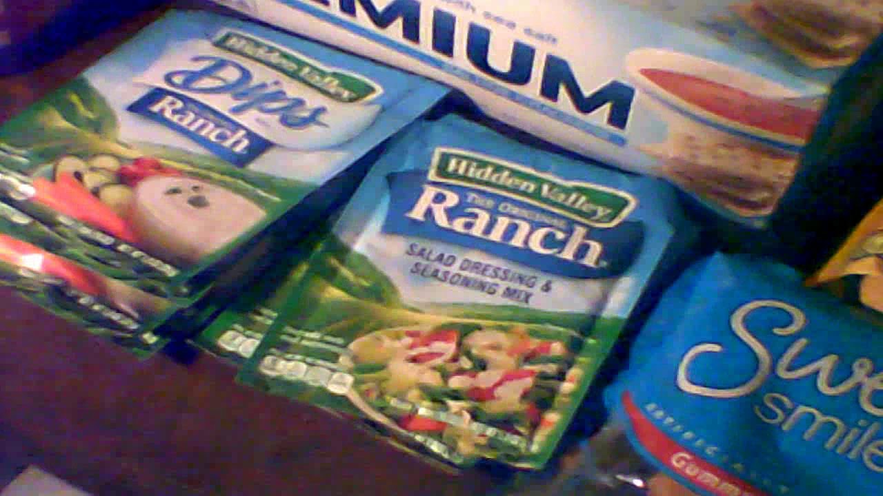 Dumpster Diving Family Dollar Dollar General (Large Haul) - YouTube