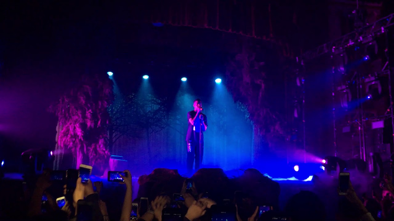Kid Cudi - Marijuana LIVE in Chicago (11/04/2017) - YouTube