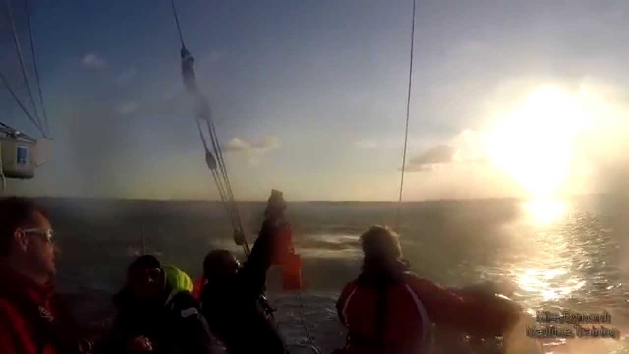 Maritime Training. Helicopter Hi-Line Exercise. Version II. - YouTube