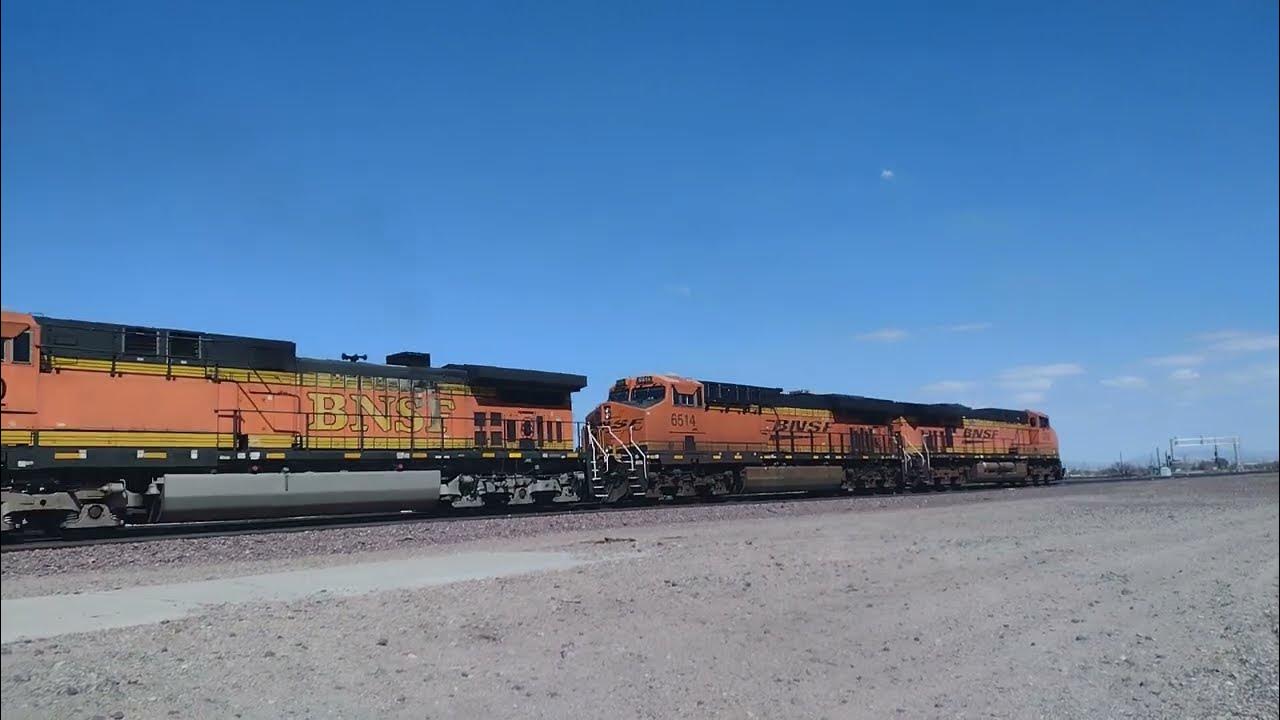 EB BNSF Manifest Train In Daggett Ca! #bigbossrailfanner - YouTube