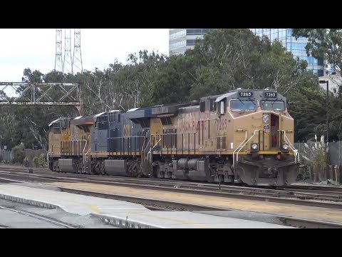 CSX 3002 Visits the San Francisco Peninsula - YouTube