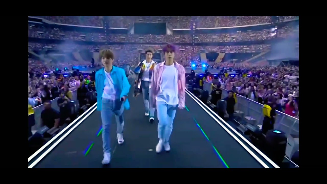 bts walking style - YouTube