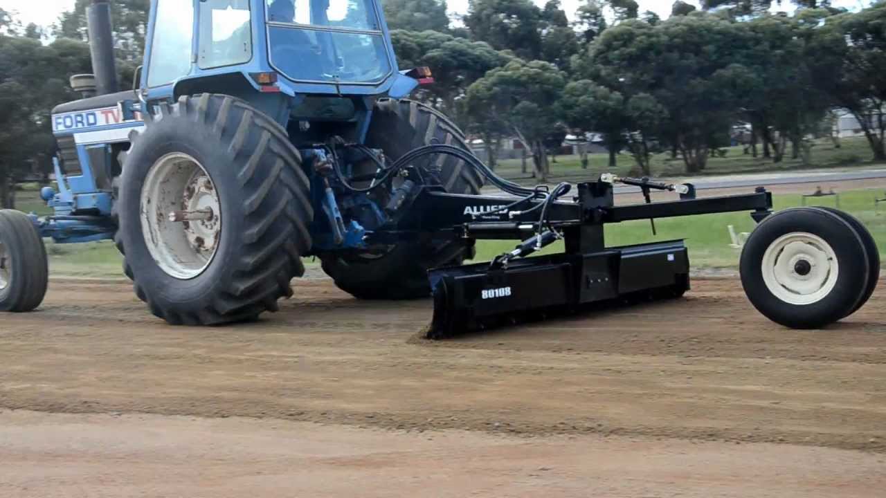 Farm King Grader Blade - YouTube