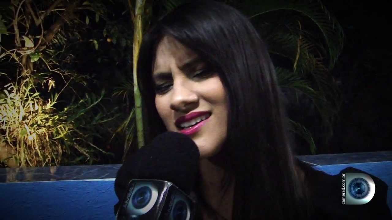 FALANDO DE MUSICA COM HELLEN CAROLINE !!!! - YouTube