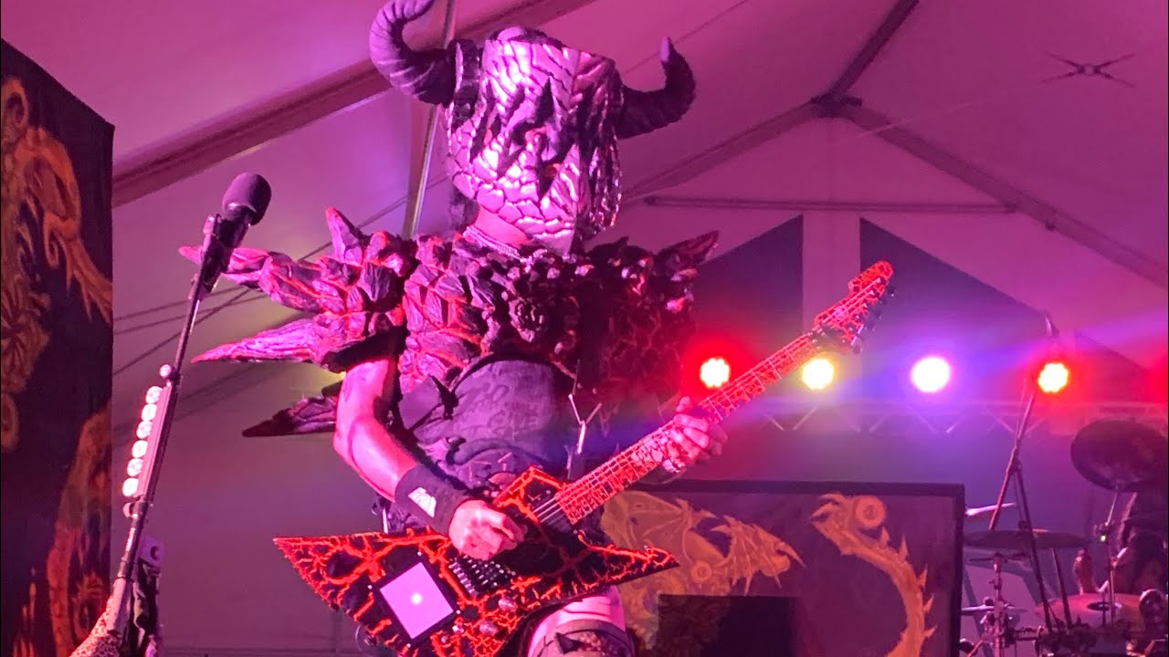 Gwar show muddy roots 2023 - YouTube