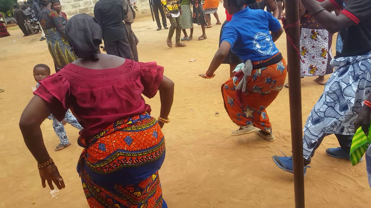 Zuta agbadza 1 - YouTube