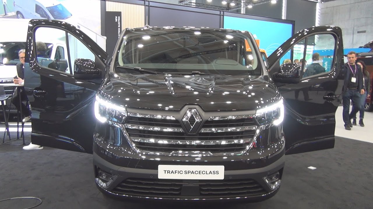 Renault Trafic SpaceClass Combi Van (2023) Exterior and Interior - YouTube