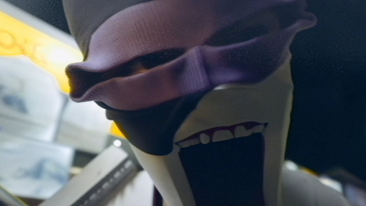 VaVa x ROLAND JONES - WHERE MA CHAINSAW AT? (Official Music Video ...