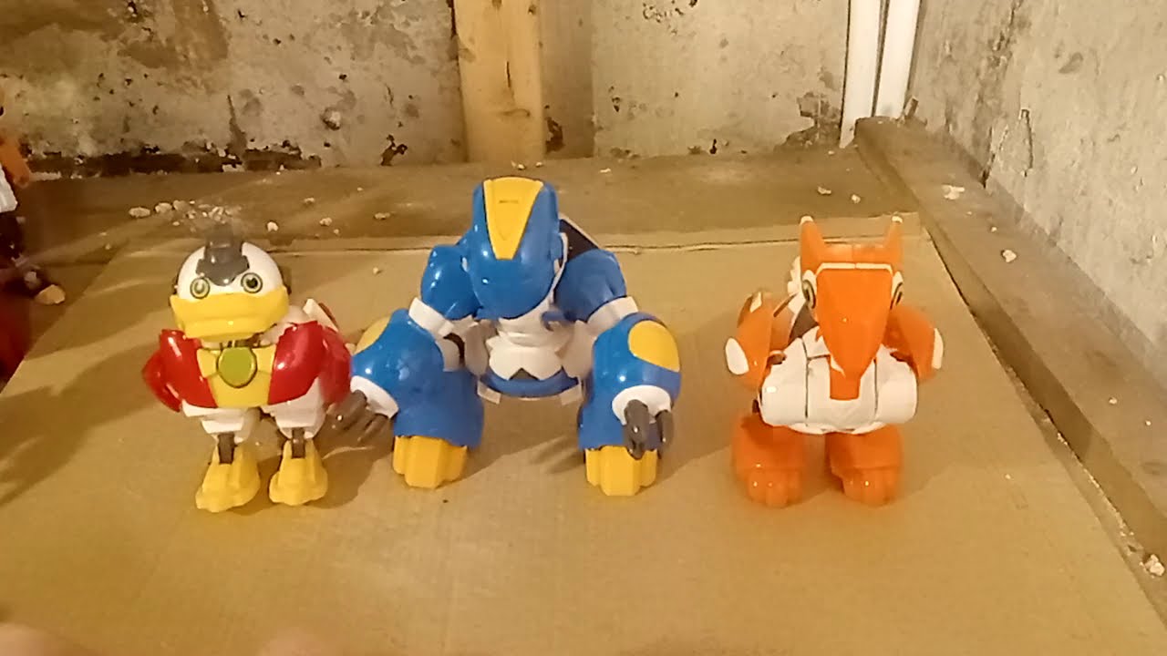 Vid 413 SirToys KO X Buddies Combiner Peckoo - YouTube