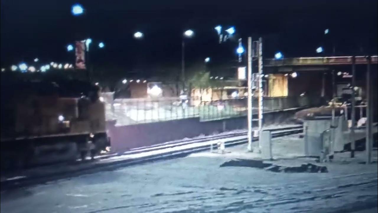 UP 6610 leads intermodal westbound in St Louis MO - YouTube