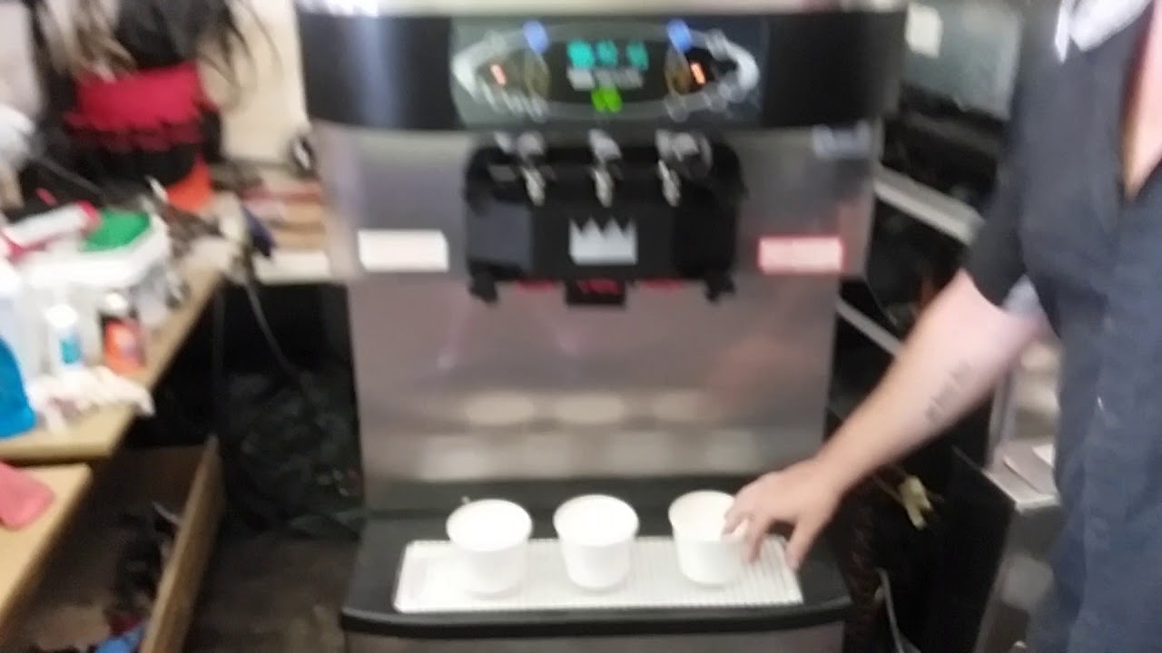 Mix test: Taylor C713 1ph air cooled soft serve ice cream machine ...