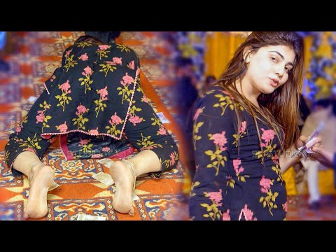 Kaale Libas Mein Badan Gora Yoon Lage Iman Se - Aliya Noor New Dance Performance 2025 SK Studio