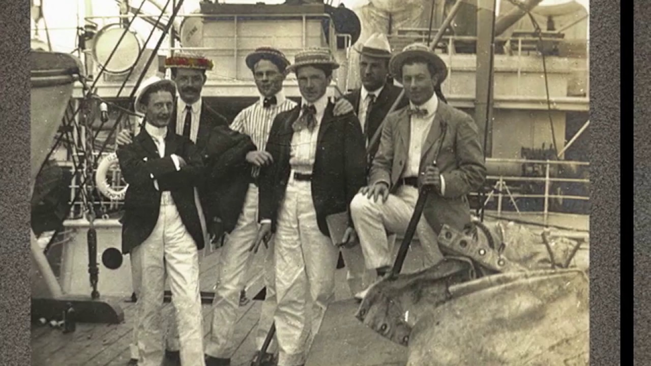 “HALEIWA” - Ray Kinney with Dick McIntire’s Harmony Hawaiians (1935 ...