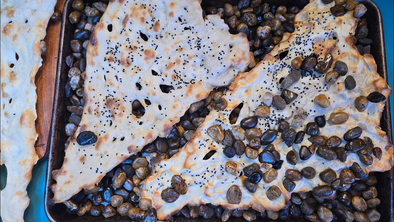 Sangak breadl: It is the most delicious bread baked on a bed of hot ...