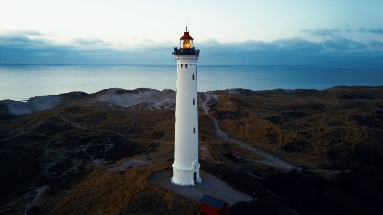 Lyngvig Fyr | Dezember-Abend - YouTube