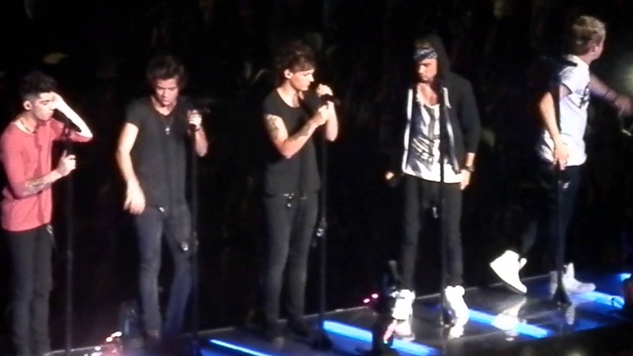 One Direction - Last First Kiss (Full) 6-21-13 Atlanta - YouTube