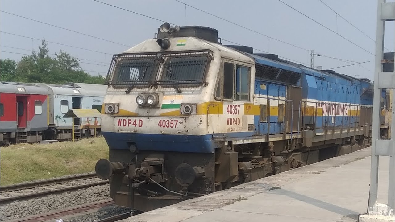 Pandharpur yeshwantpur express - YouTube