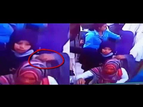 VIDEO Wanita Jilbab Kepergok NGUTIL BAJU di TOKO terekam CCTV