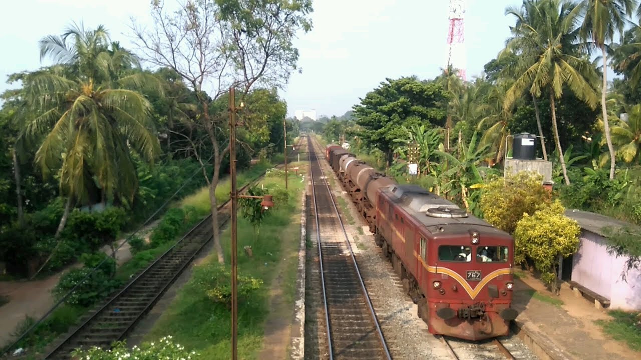 class M5 diesel electric locomotive is hauling Oil Train - YouTube