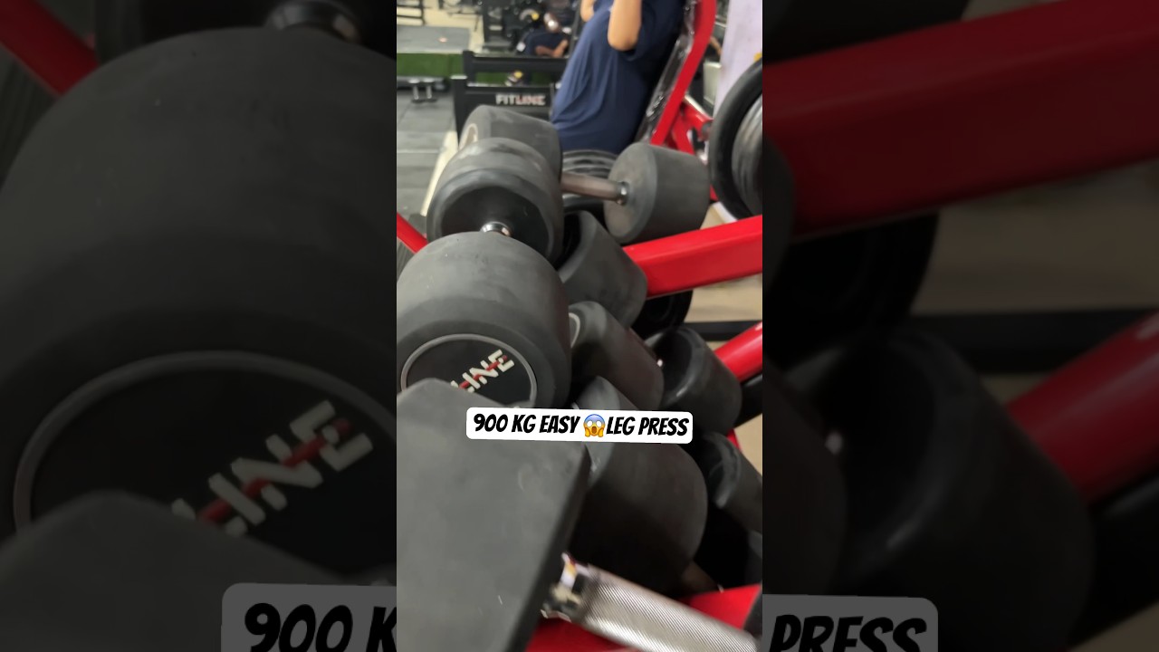 900 kg easy leg press 😱#legpress #powerlifting #strongman #strength # ...