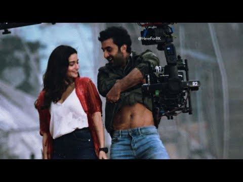 वाराणसी में गंगा कि‍नारे आलि‍या भट्ट और रणबीर कपूर कर रहे ब्रह्मास्‍त्र फि‍ल्‍म की शूटिंग