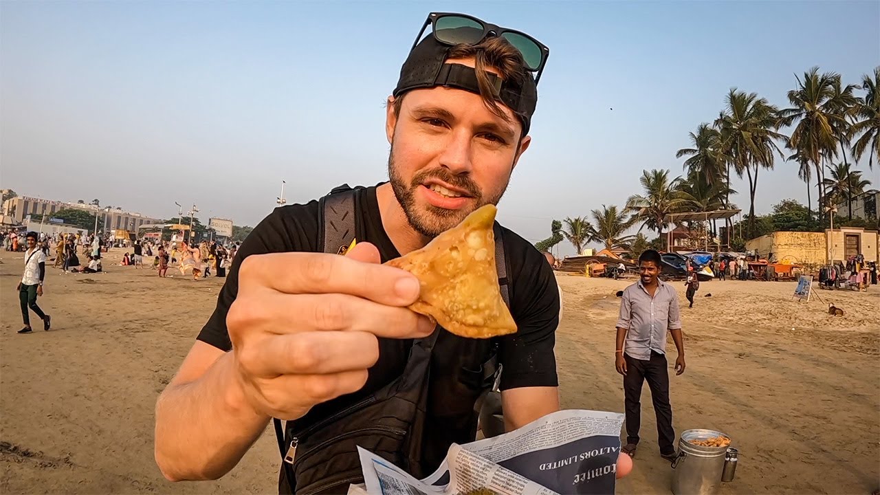Rs 50 samosa on Juhu Beach 🇮🇳 - YouTube