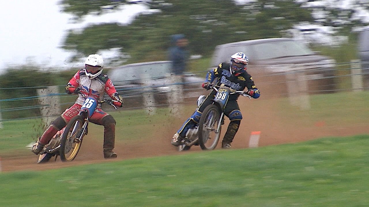 2017 BRITISH GRASSTRACK CHAMPIONSHIPS - PART 1 - YouTube