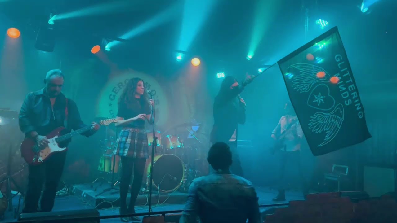 ALIVE AND KICKING - live @ Geronimo's Live Club 25 gen 2023 - YouTube