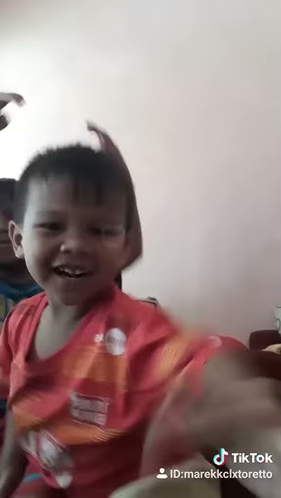 Main tik tok sama adek malah jadi berantakan - YouTube