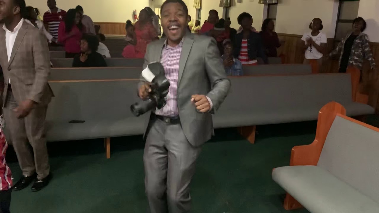 Map byen pase ka Pasteur Carlos Pierre Priere midi - YouTube