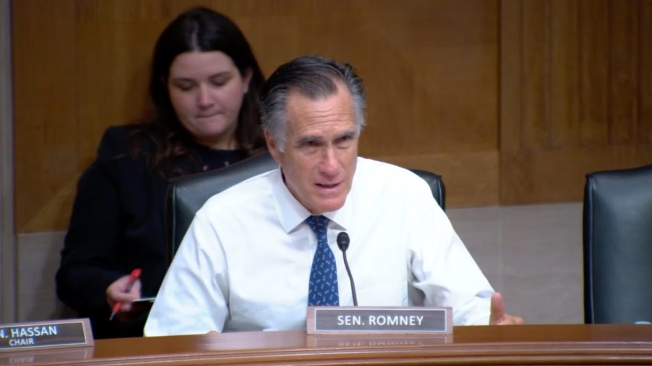 Romney Leads Senate Hearing on Government Waste, Fraud, and Abuse - YouTube