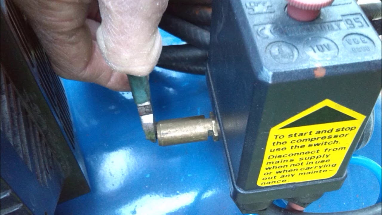 Tiger air compressor blowing fuses - YouTube