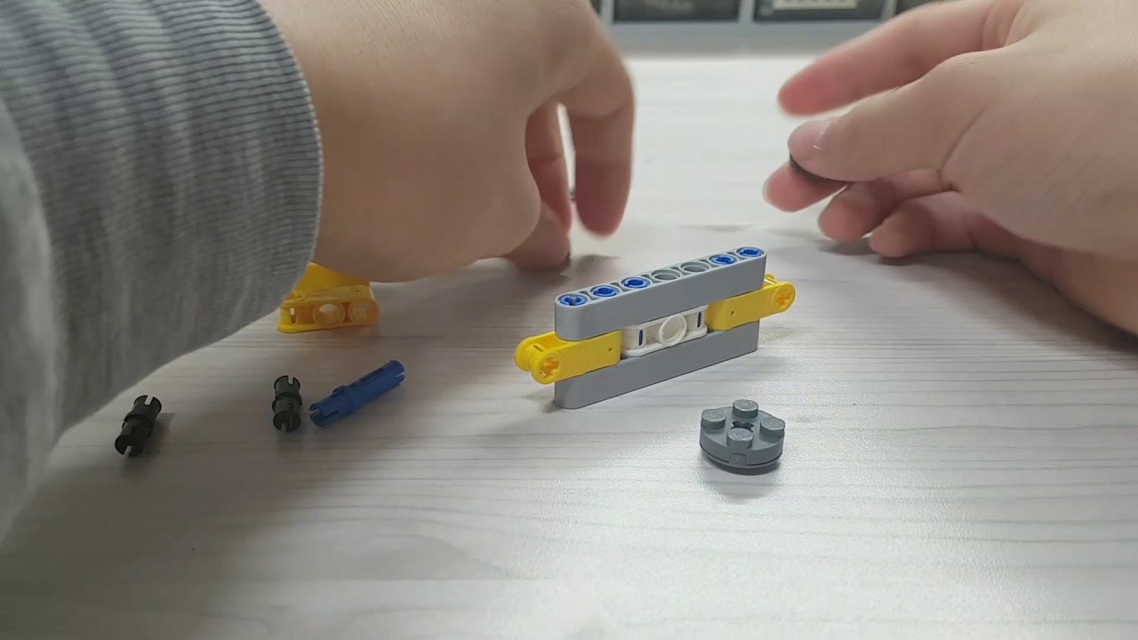 How to make a lego fidget spinner | LEGO - Knight white - YouTube