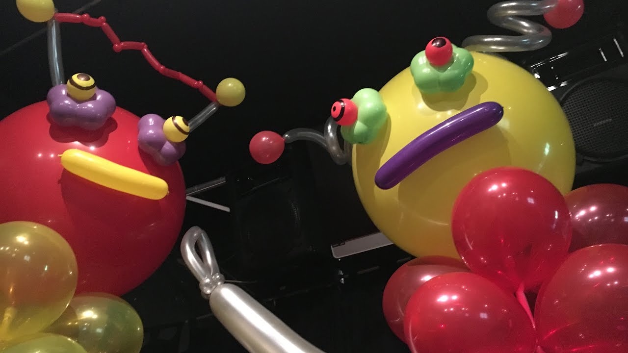 Balloon Robot Columns - YouTube