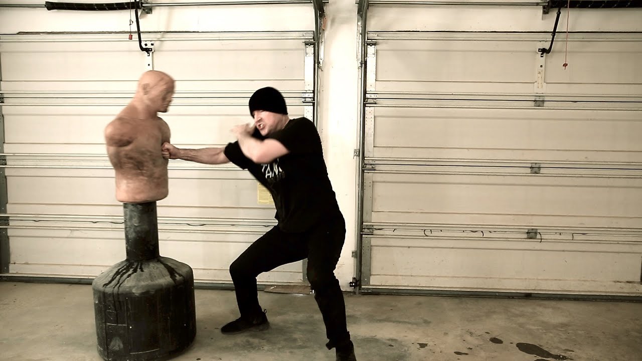 How To Bruce Lee Style Body Punch Correctly │ Lead Body Punch - YouTube