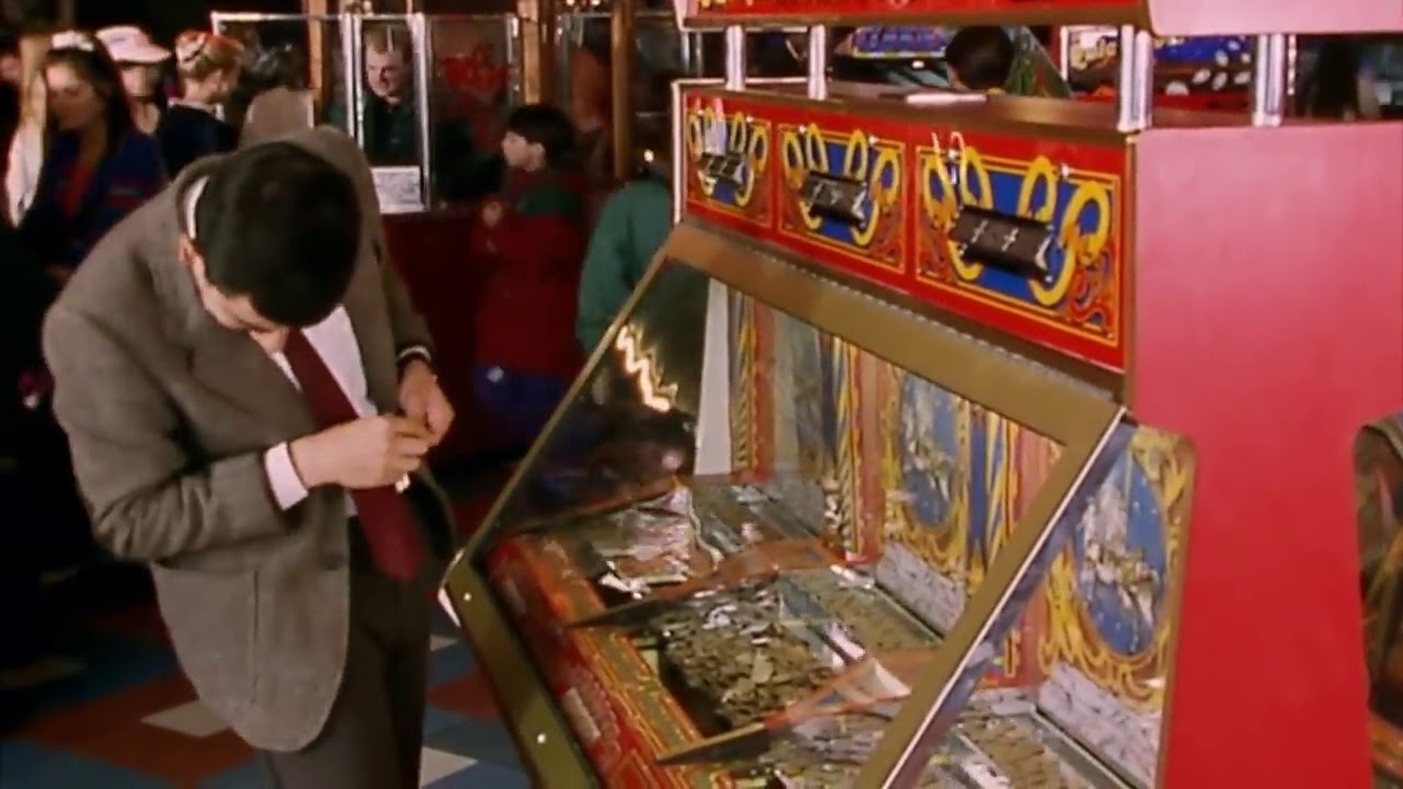 Mr. Bean and the slot machine. Very funny(Мистер Бин и игровые автоматы ...