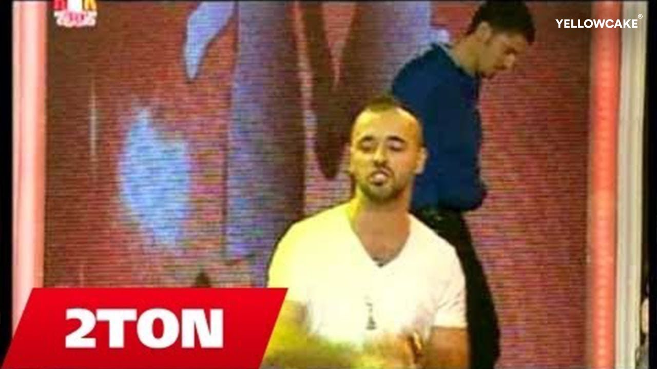 2Ton - Muzikes (RTK Party 2013) - YouTube