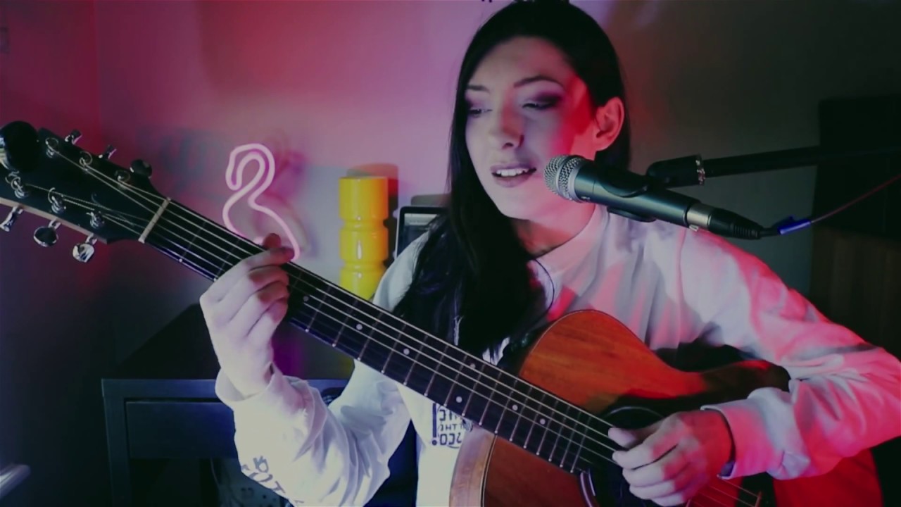 Thank U, Next/Just the Two of Us - Ellie Jones Cover - YouTube