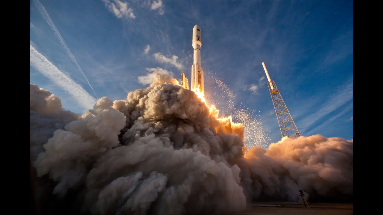 Watch the Secretive USSF X37-B Launch atop an Atlas V - YouTube