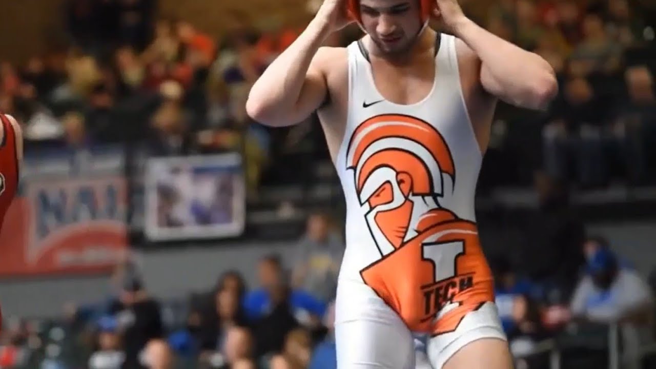 133lbs Mitch Pawlak Indiana Tech Wrestling - YouTube