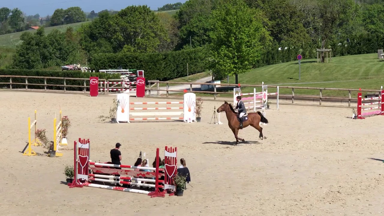 Maxwell van hd 130m Ascain - YouTube