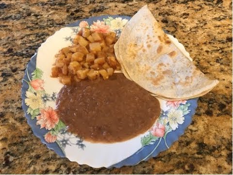 How to Make Mexican Papas con Chile (Vegan Spicy Potato Recipe) - YouTube