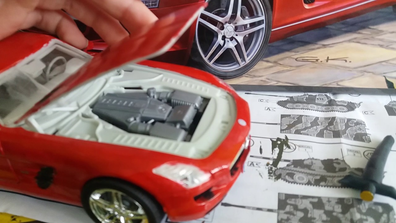 Revell modely Mercedes-Benz SLS AMG - YouTube