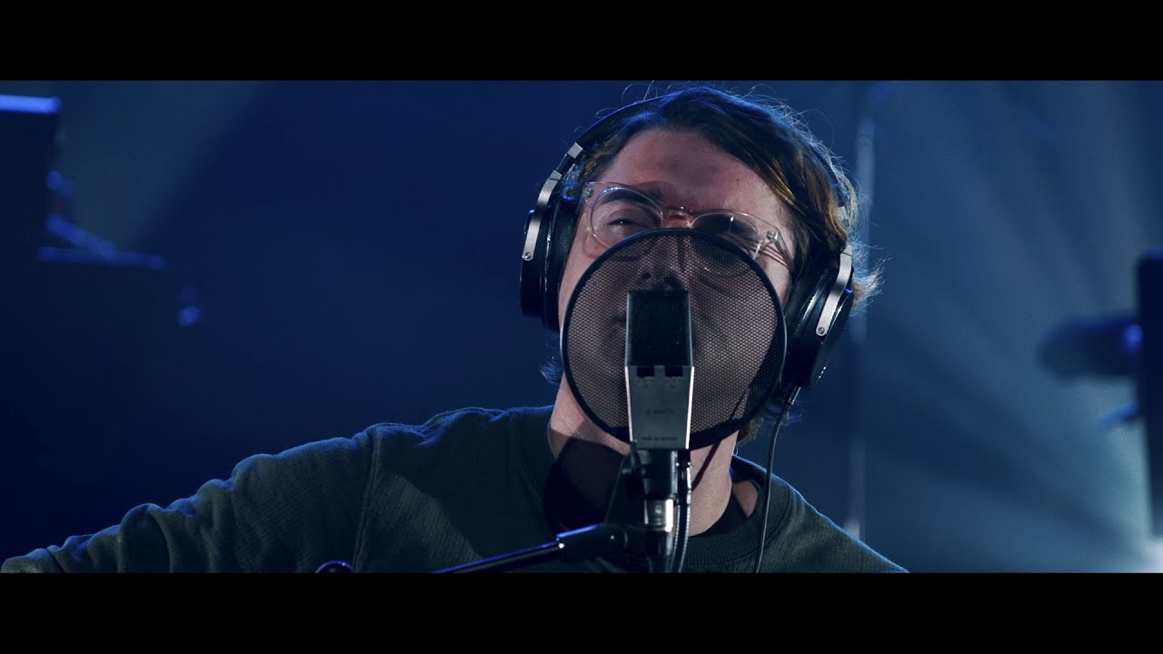 Elliot Moss - Smile In The Rain (Live Blackbox Recording) - YouTube