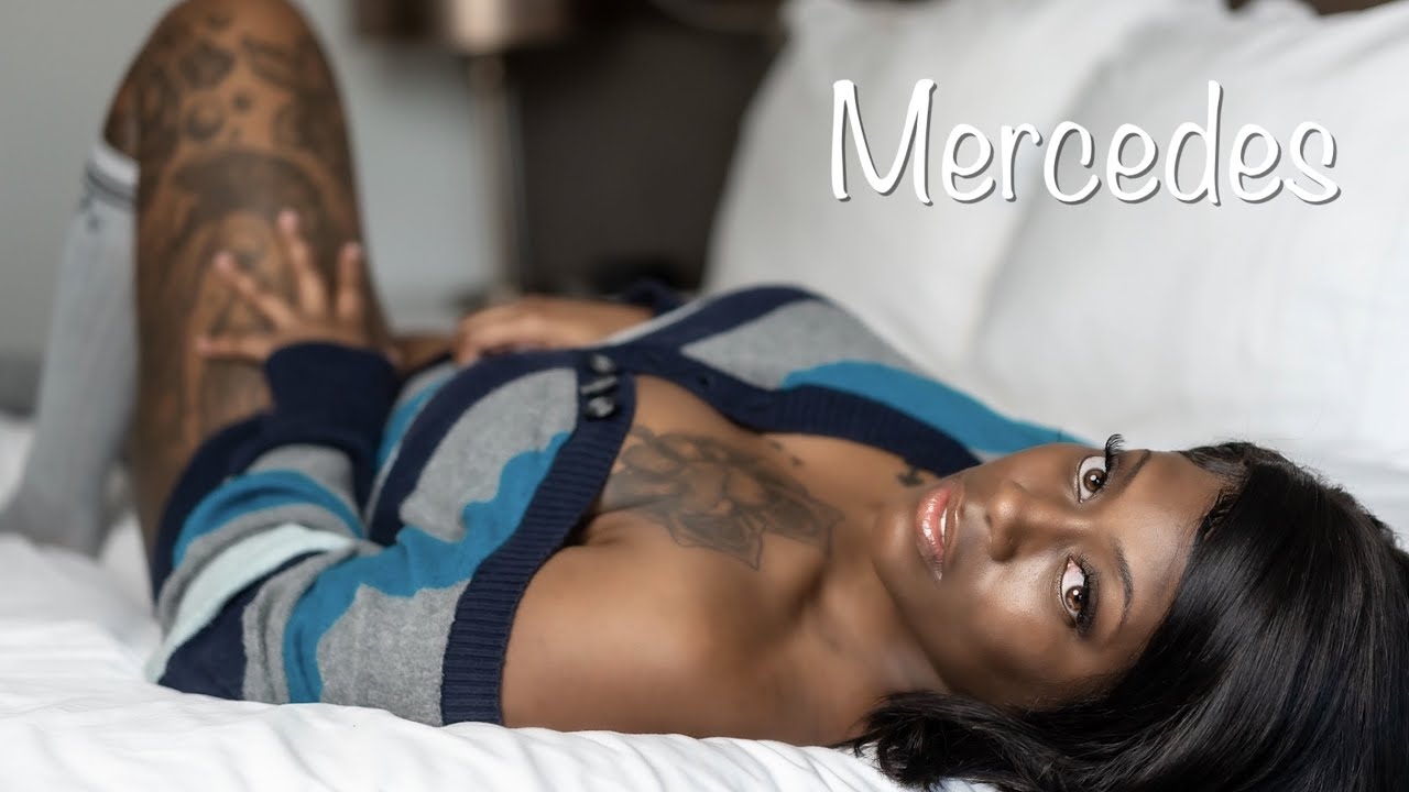 BTS Boudoir/Lingerie Photo Shoot With Mercedes. Shot on Sony A7iv With Sony 35mm 1.8 + Sony 55mm ...