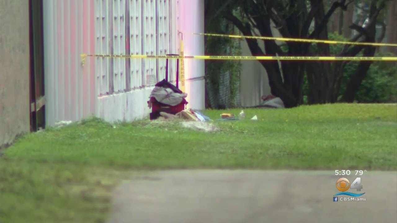 Miami Police Investigating Death Of Homeless Man - YouTube